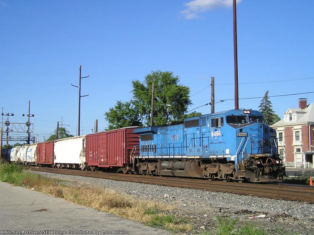 NS 8466 On NS 197 Eastbound